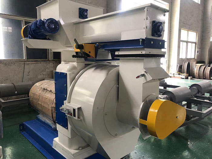 Timber Sawdust Pellet Press Machine 2.5 Ton/H 2 Rollers Pellet Press ...